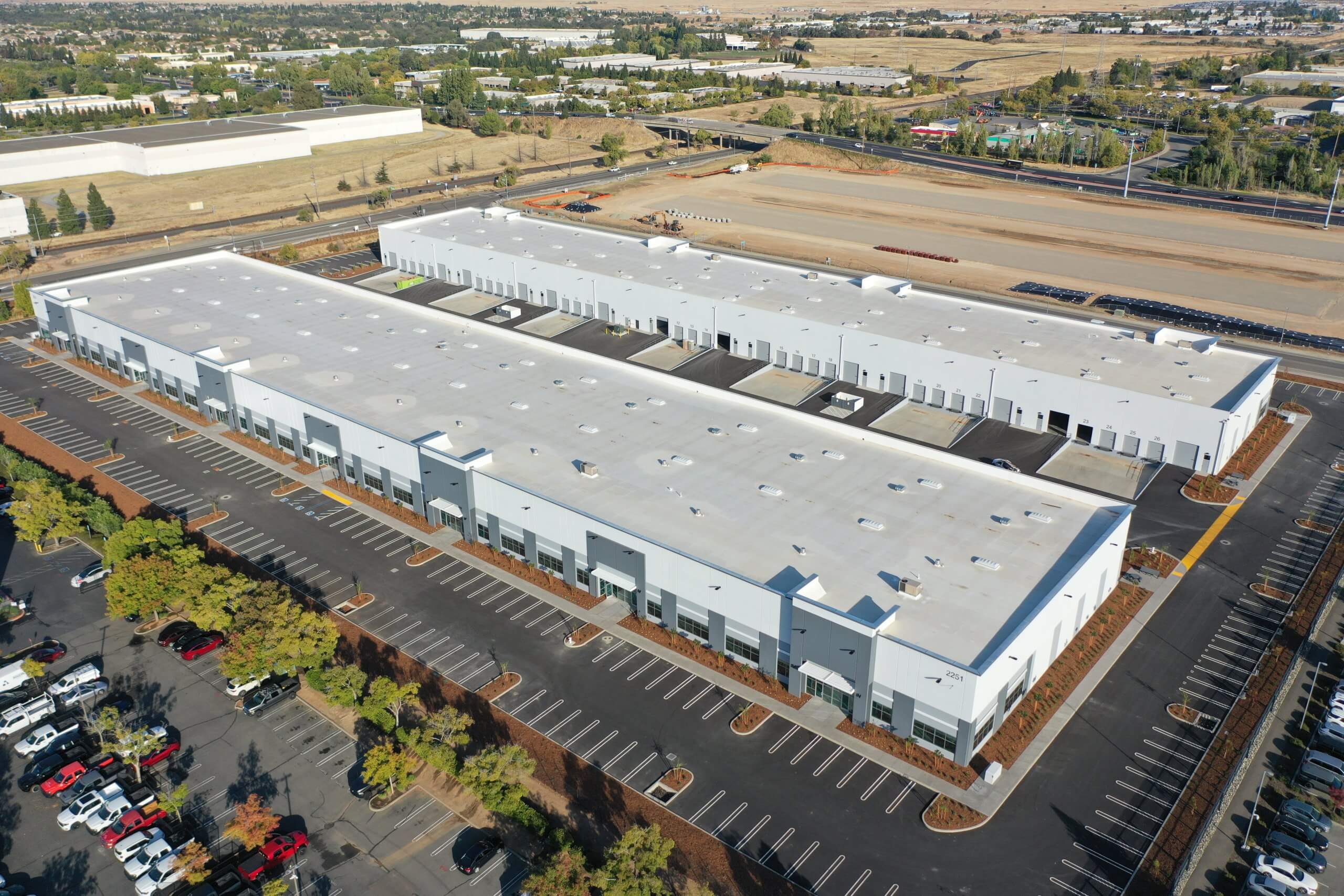 Blue Oaks Commerce Center A&B - Alston Construction Company